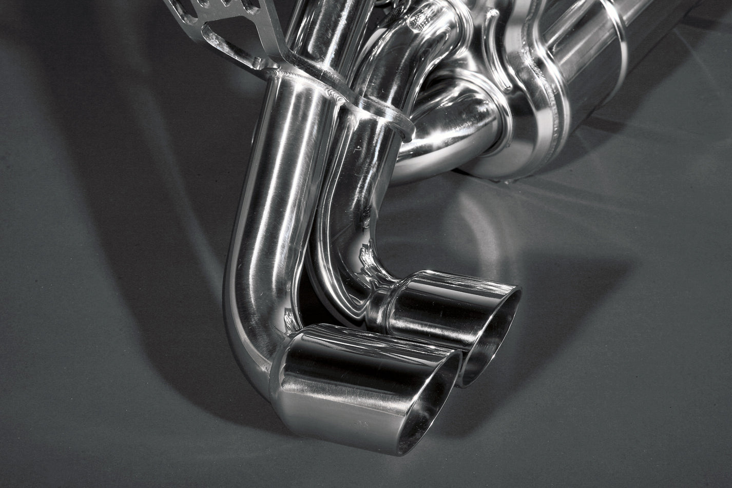 Ferrari 355 - FreeFlow Exhaust – Capristo Exhaust