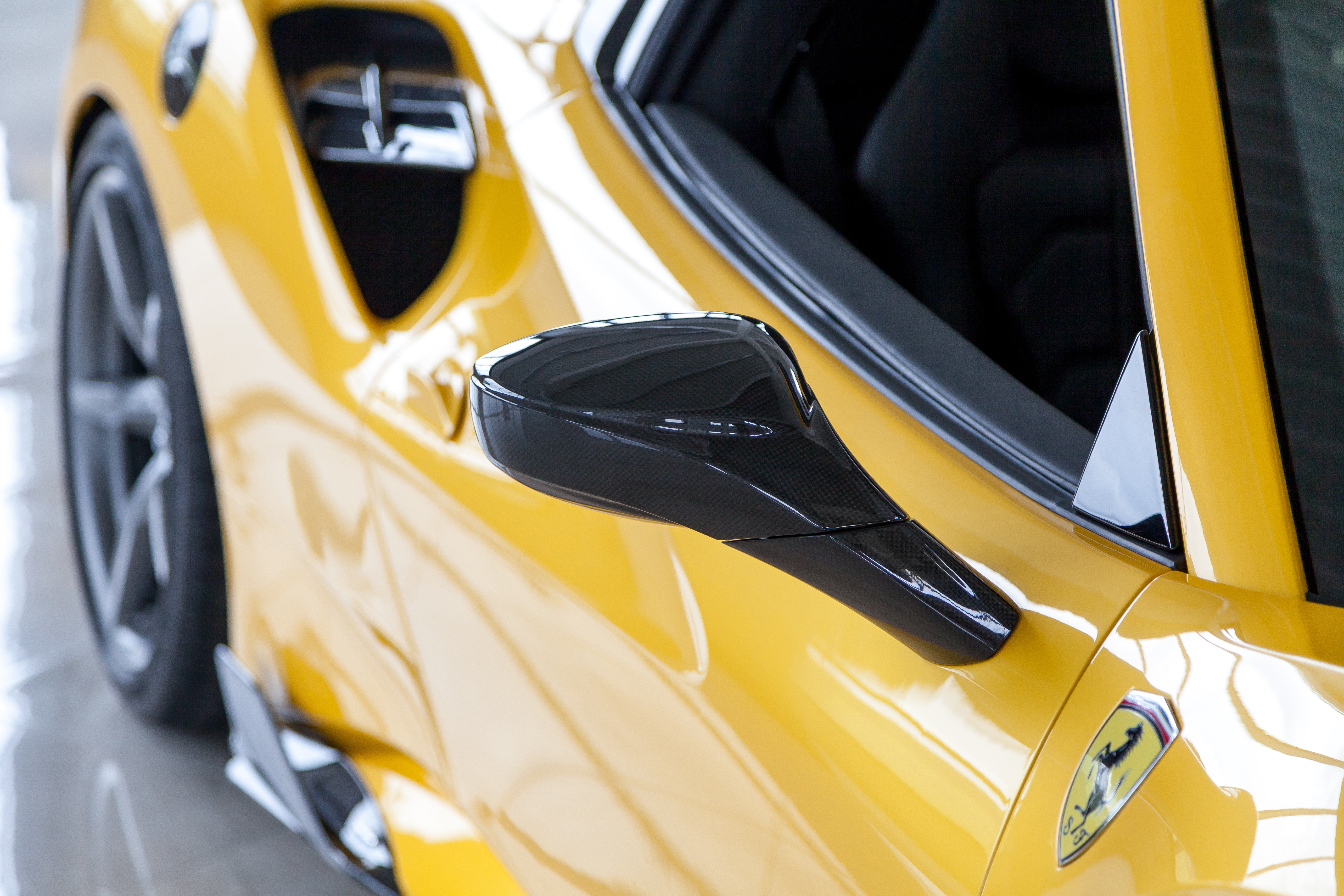 Ferrari 488/F8 - Carbon Fiber Mirrors – Capristo Exhaust